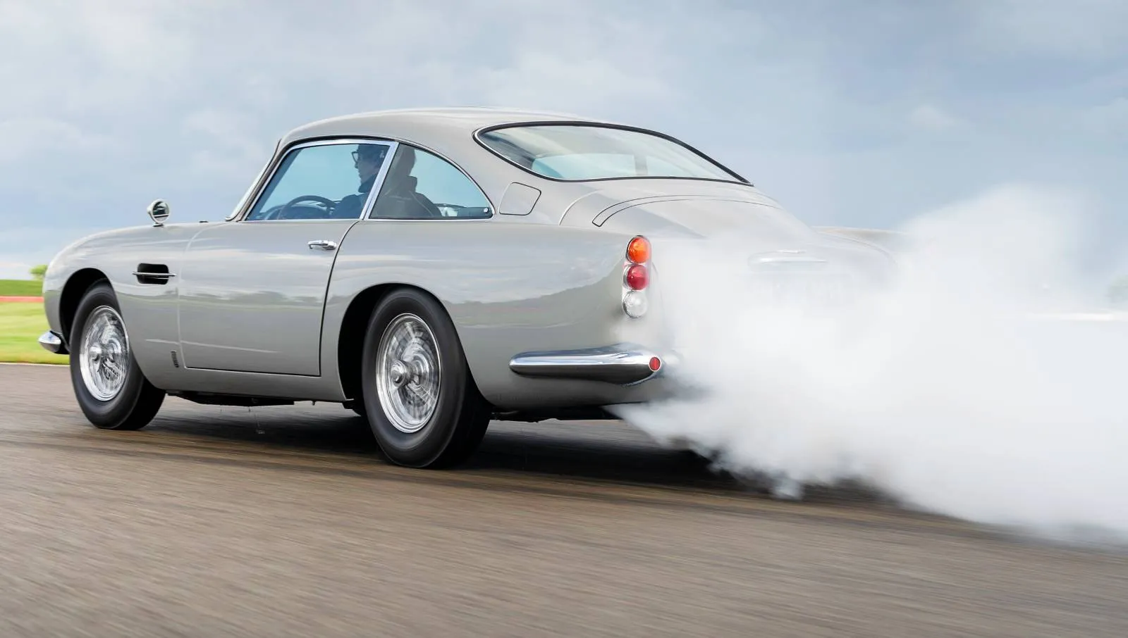 Goldfinger: The Coolest Spy Gadgets in 007’s Curvy Aston Martin DB5