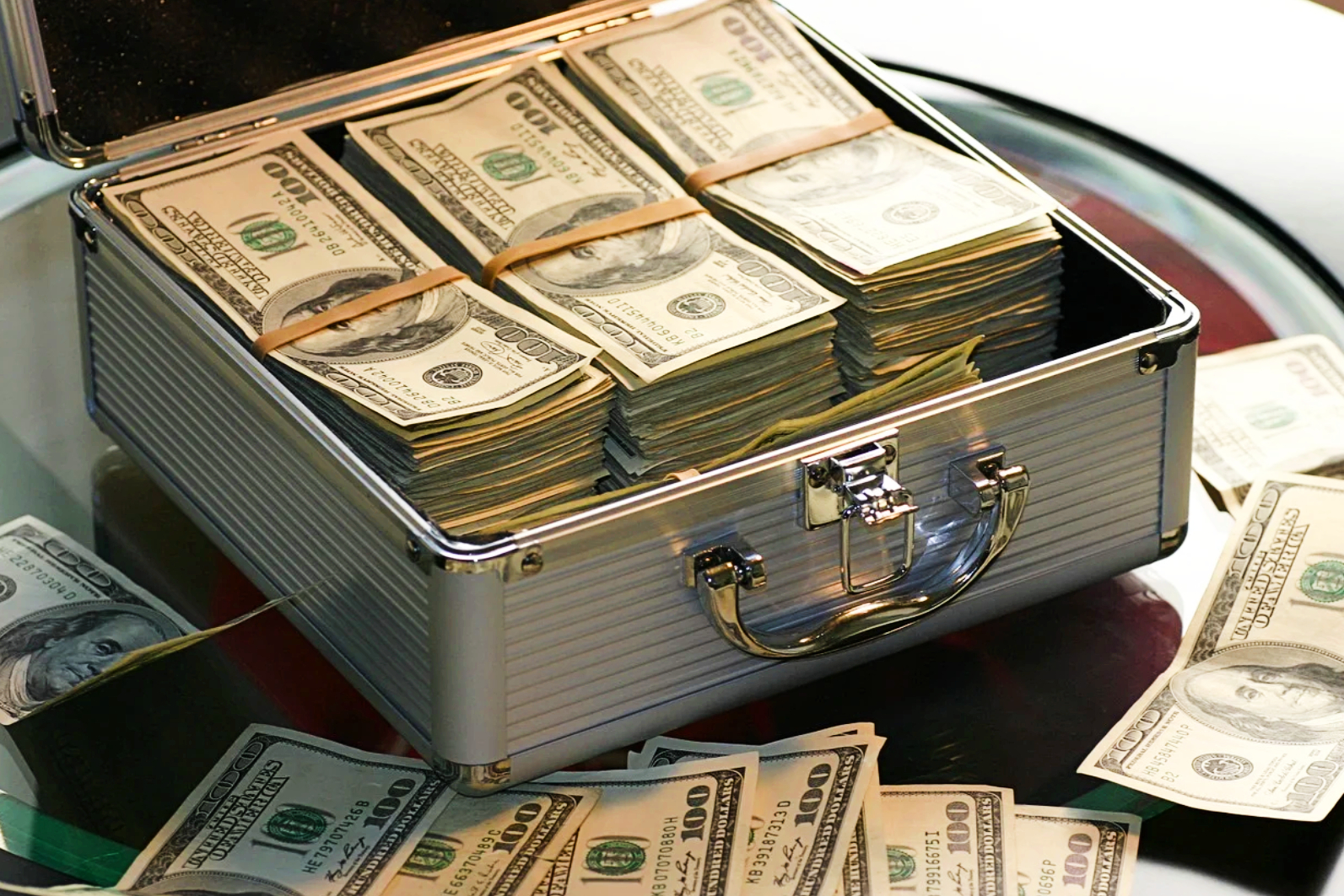 The Psychology of Espionage: CIA Officers Reveal What Really Motivates ...