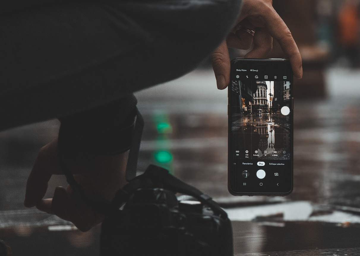 Tech Secrets: Three Ways Apps are Spying on You | SPYSCAPE