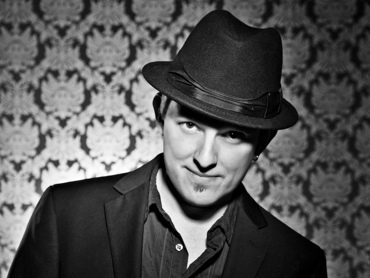 Apollo Robbins: The Pickpocket Who Trains Spies