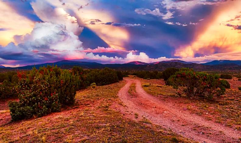 Edward Lee Howard: The Twisted Tale of a CIA Spy on the Run