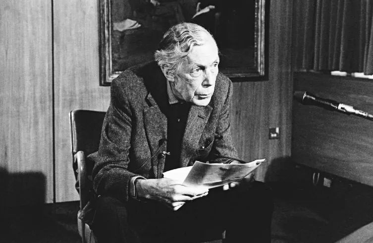 Anthony Blunt: The British-Russian Spy Who Collected Royal Secrets